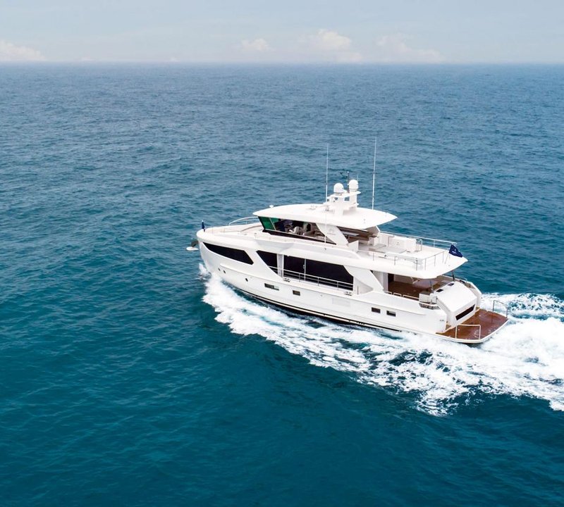 Yacht DF77 SKYLINE , Hull #2 - Horizon Yachts | CHARTERWORLD Luxury ...